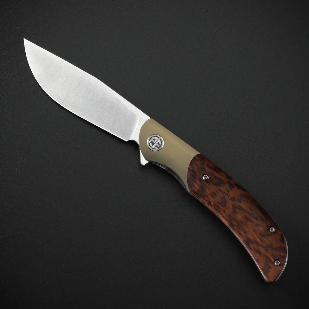 Petrified Fish Hourglass PFP09SNWO - 3.54" K110 Satin... | Blade Forge